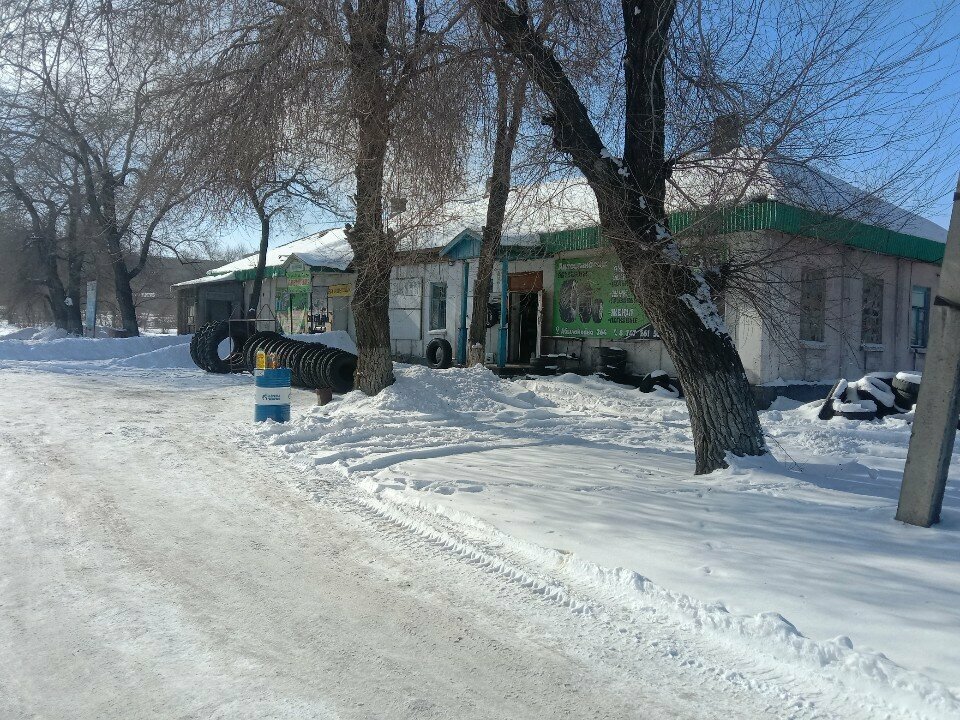 Oto lastik tamiri Tire Fitting, Taldıkorgan, foto