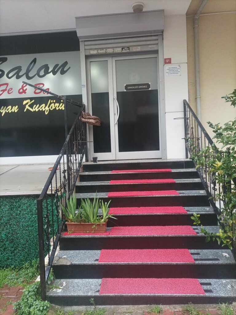 Kuaförler Salon Fe & Ba, İstanbul, foto