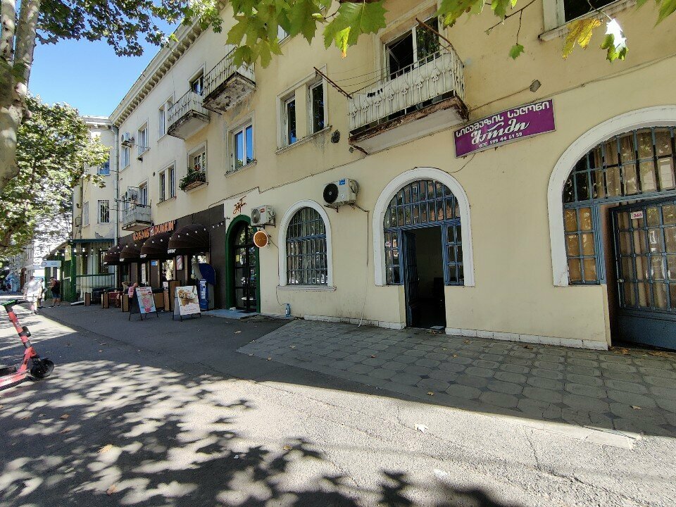 Güzellik salonu შარმი, Tiflis, foto