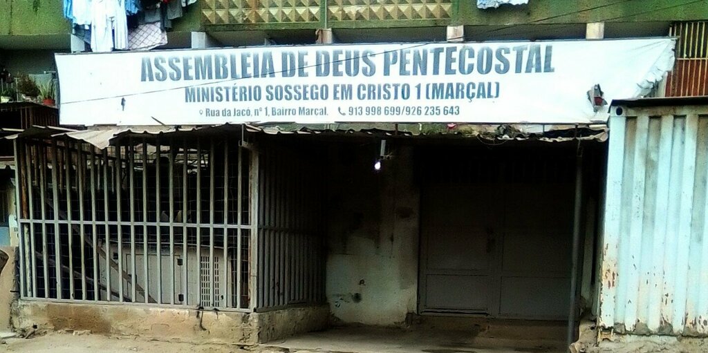 Dini dernekler Assembleia de Deus pentecostal, Loanda, foto