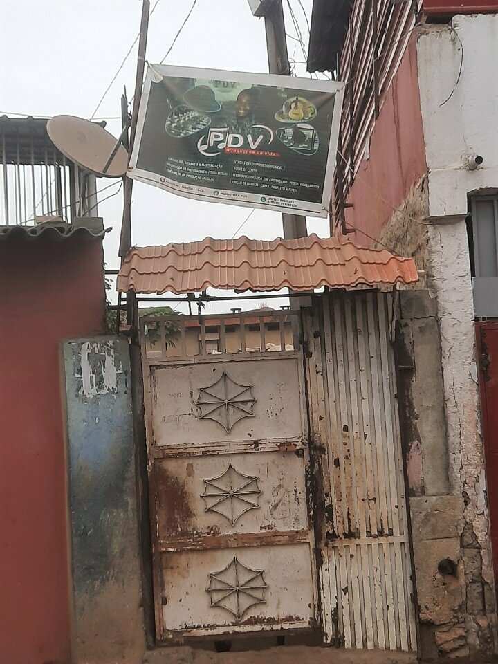 Eğitim merkezleri Pdv, Loanda, foto