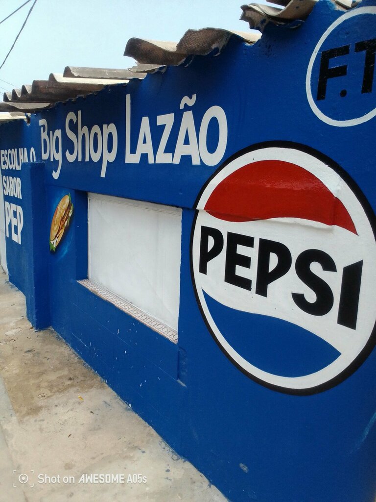 Fast food Hamburgaria, Loanda, foto