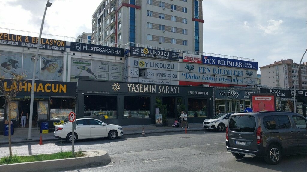 Kafe Yasemin Kolye, İstanbul, foto