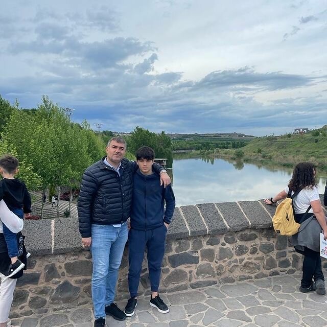 Kereste işleme makinaları Öźbüker hafriyat Yıkim, İzmir, foto