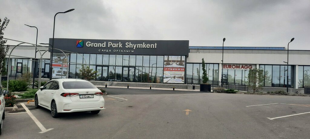 Giyim mağazası Suraya, Çimkent (Şımkent), foto