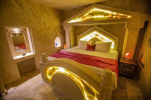 Royal Cave Hotel (Nevşehir, Ürgüp, Duayeri Mah., Halıcılar 2. Sok.), otel  Ürgüp'ten