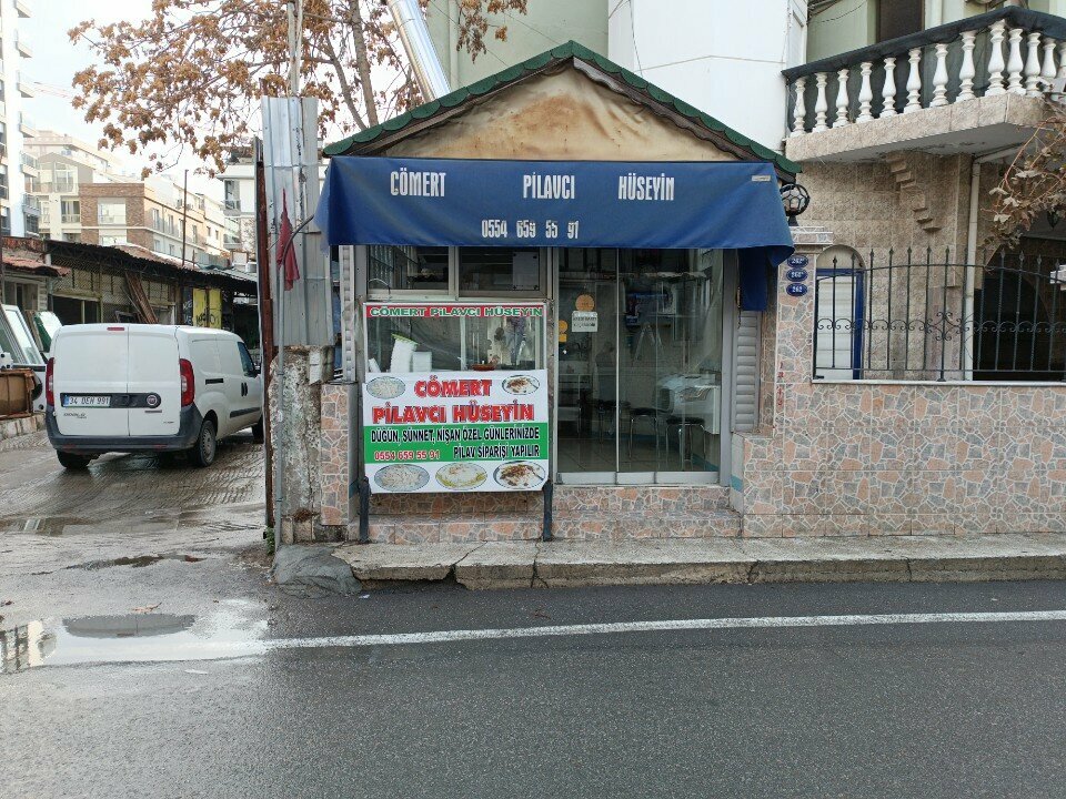 Fast food Cömert Pilavcı Hüseyin, İzmir, foto