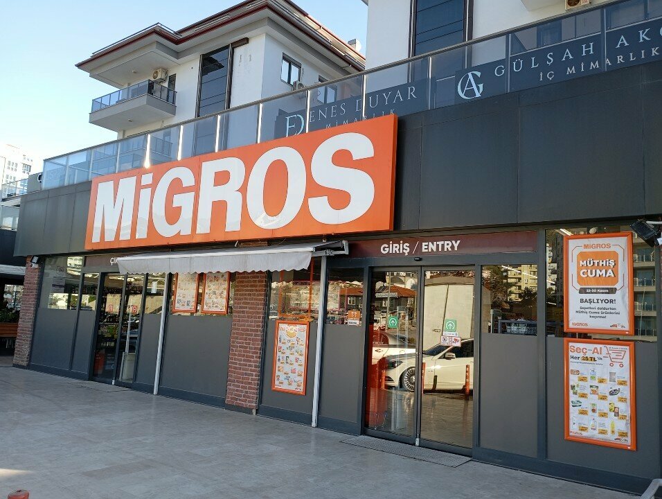 Süpermarket Migros, Alanya, foto