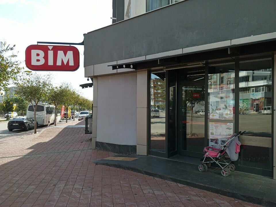 Süpermarket Bim, Adana, foto