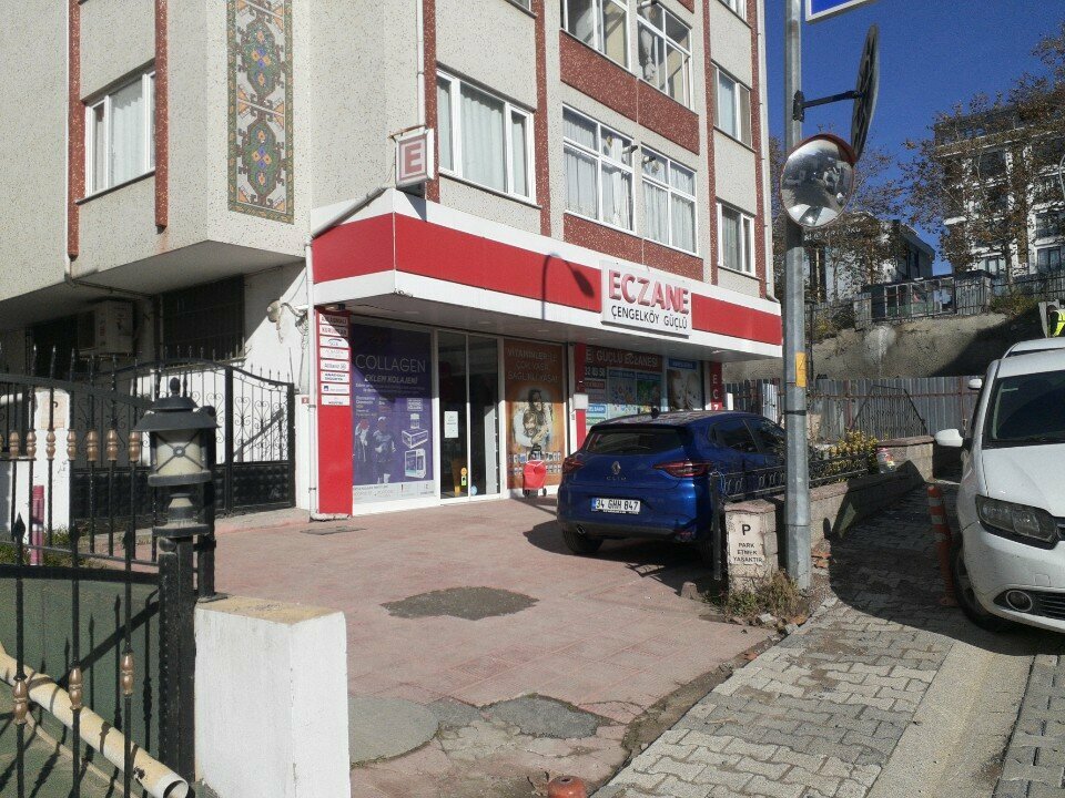 Eczaneler Cengelkoy Guclu Eczanesi, İstanbul, foto