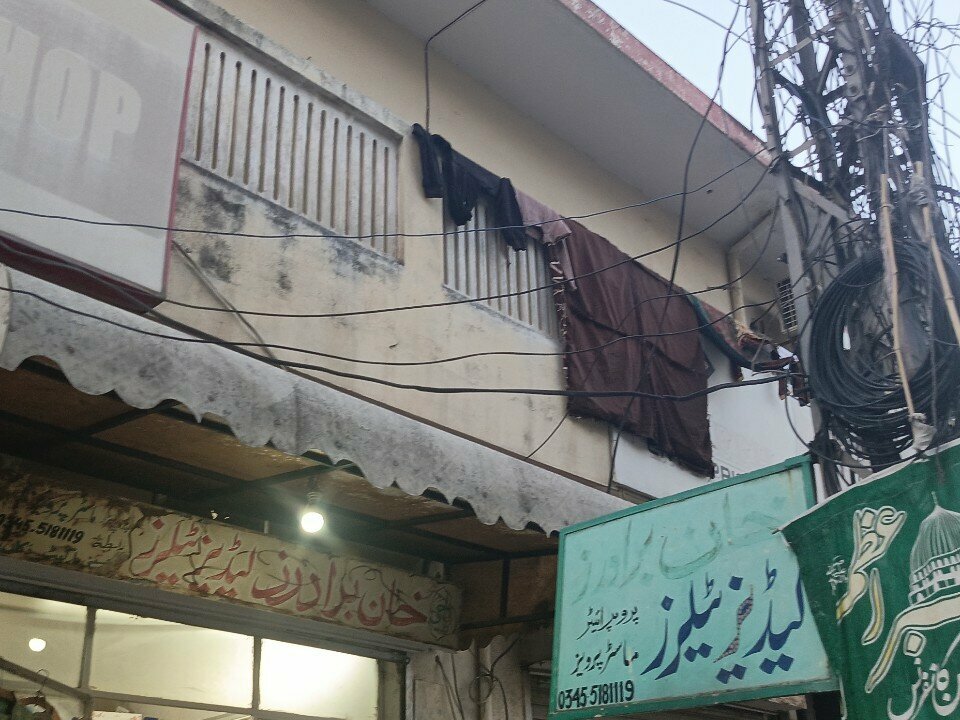 Terziler Khan brother ladies tailor, Rawalpindi, foto