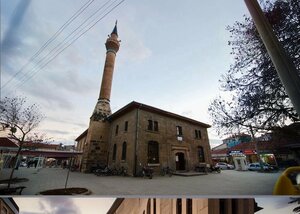 Park, sokak heykeli Eski Bolvadin Evleri, Bolvadin, foto