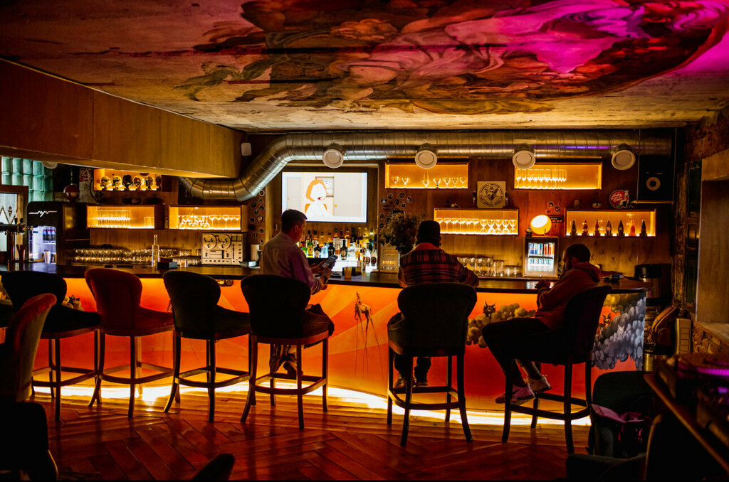 Bar Işın, Rostov‑na‑Donu, foto