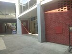 Hala sportova (Pariske Komune Street No:20), çok amaçlı spor tesisleri  Belgrad'dan