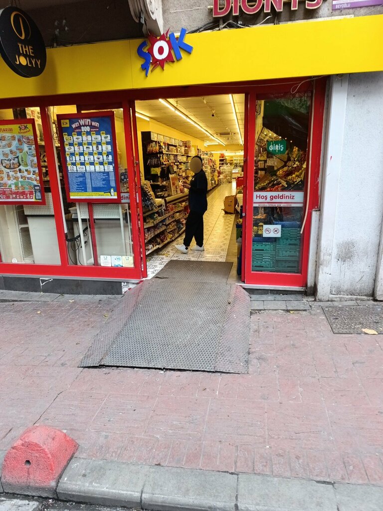 Süpermarket Şok, İstanbul, foto