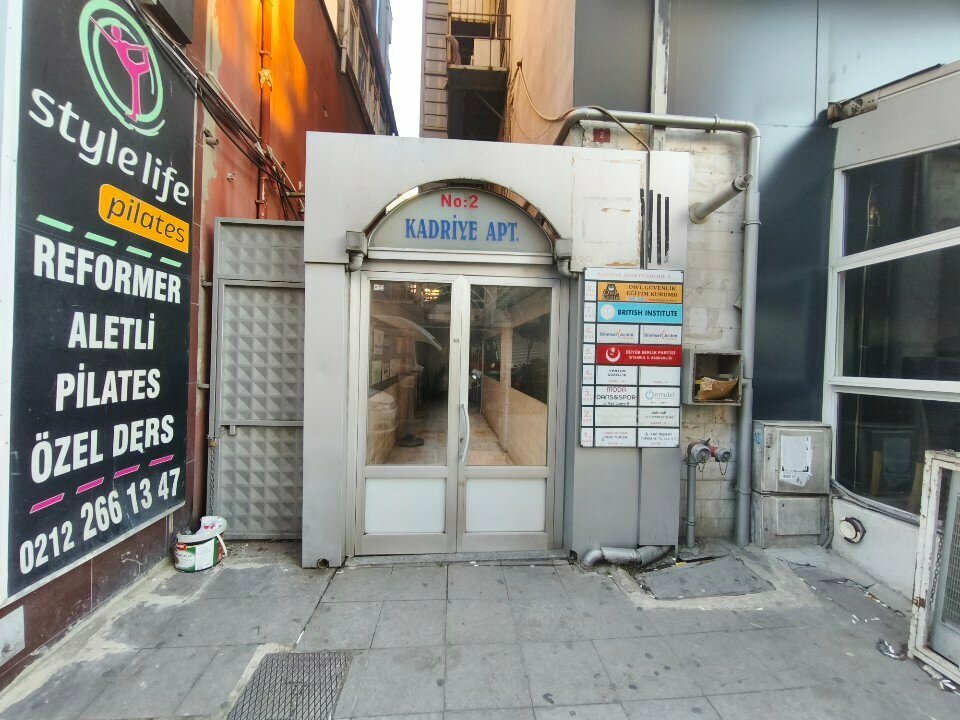 Telekomünikasyon firmaları Albax Trump Towers, İstanbul, foto