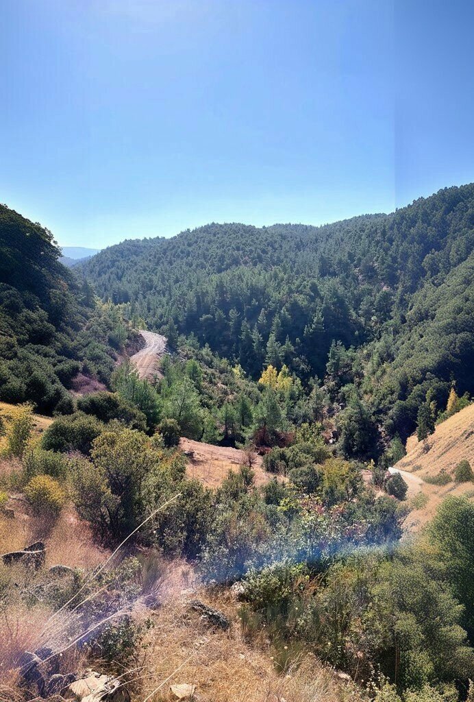 Turistik yerler Sazak Tümülüsü, Çal, foto