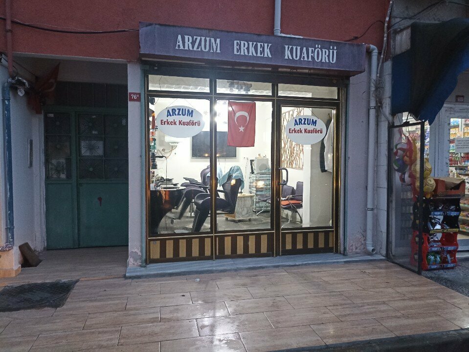 Berberler Arzum Erkek Kuaförü, İstanbul, foto