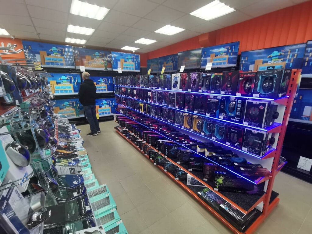 Bilgisayar mağazaları DNS, Svetly, foto