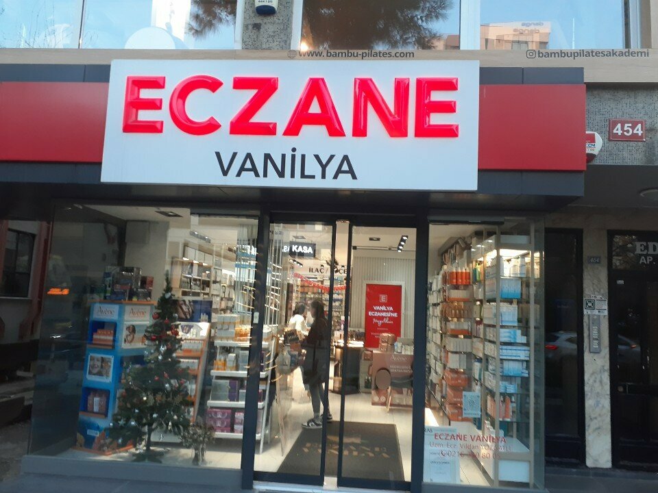 Eczaneler Vanilya Eczanesi, İstanbul, foto