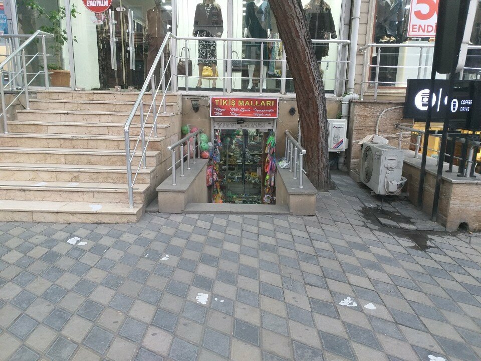 Dikiş malzemeleri Tikiş Malları, Bakü, foto
