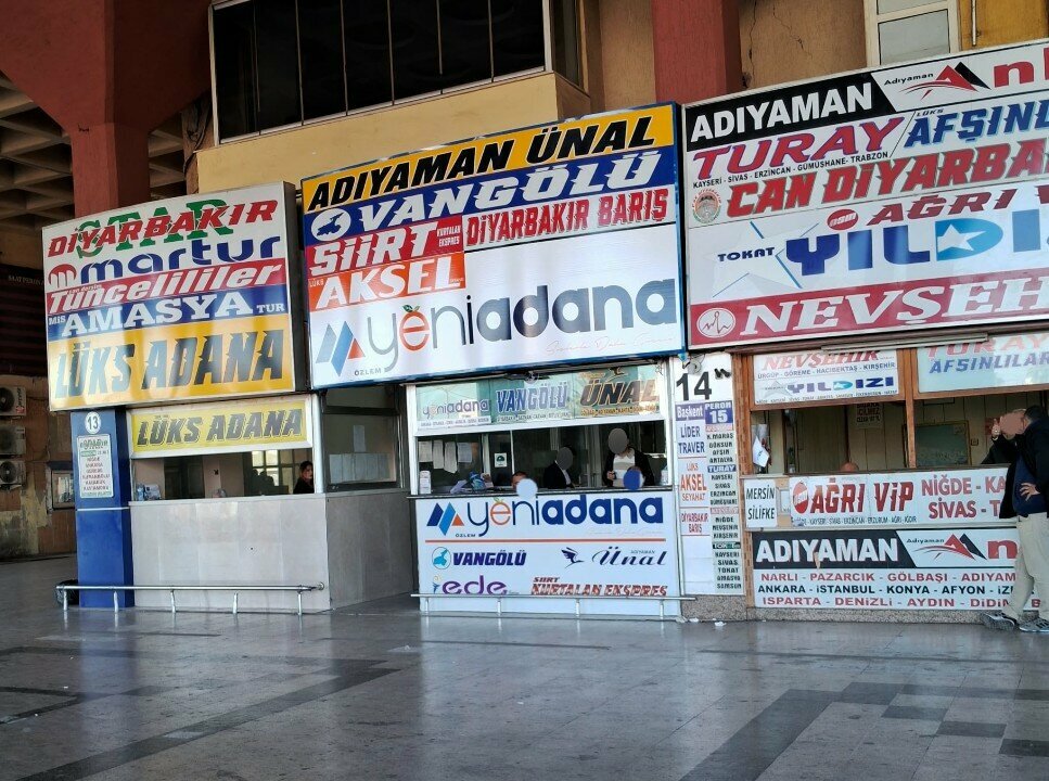 Otobüs biletleri Van Gölü, Adana, foto