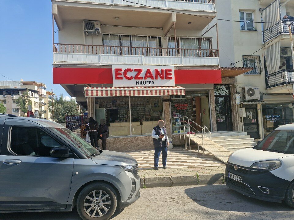 Eczaneler Eczane Nilüfer, İzmir, foto
