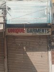 Unique (Block 3rd Road No:484C), dış giyim mağazası  Karaçi'den