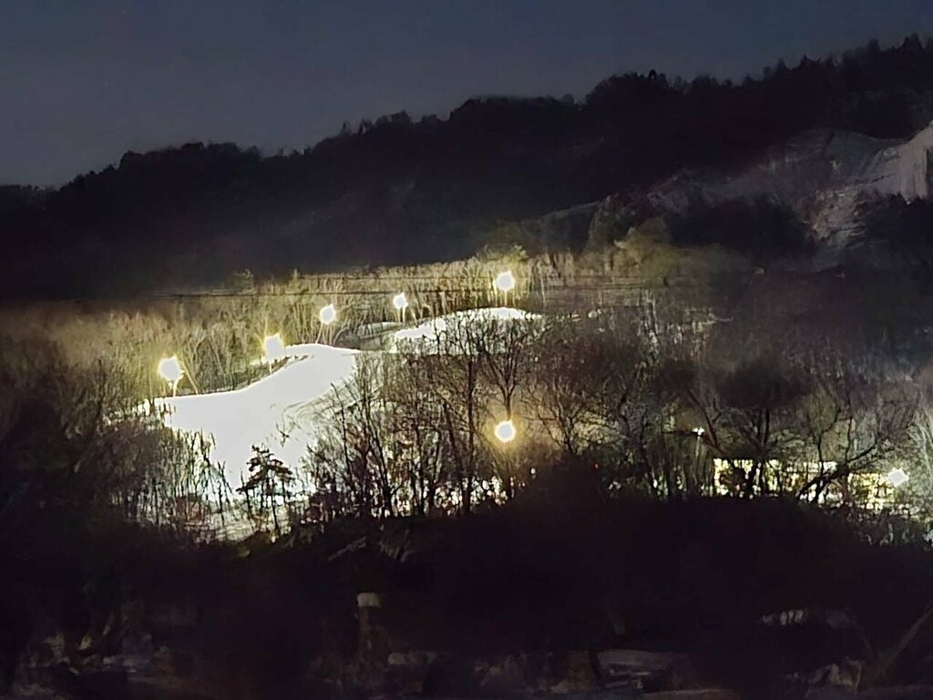 Kayak merkezi Горнолыжный комплекс Белогорье, Blagoveshchensk, foto