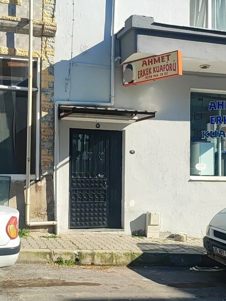 Berberler Ahmet Erkek Kuaförü, İzmir, foto