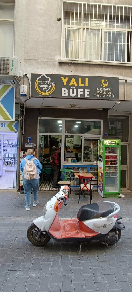 Fast food Yalı Büfe, İzmir, foto