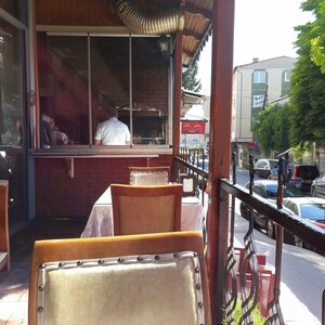 Dadaş Cağ Kebap (İzmir, Bayraklı, Kubilay Cad., 204), kafe  İzmir'den