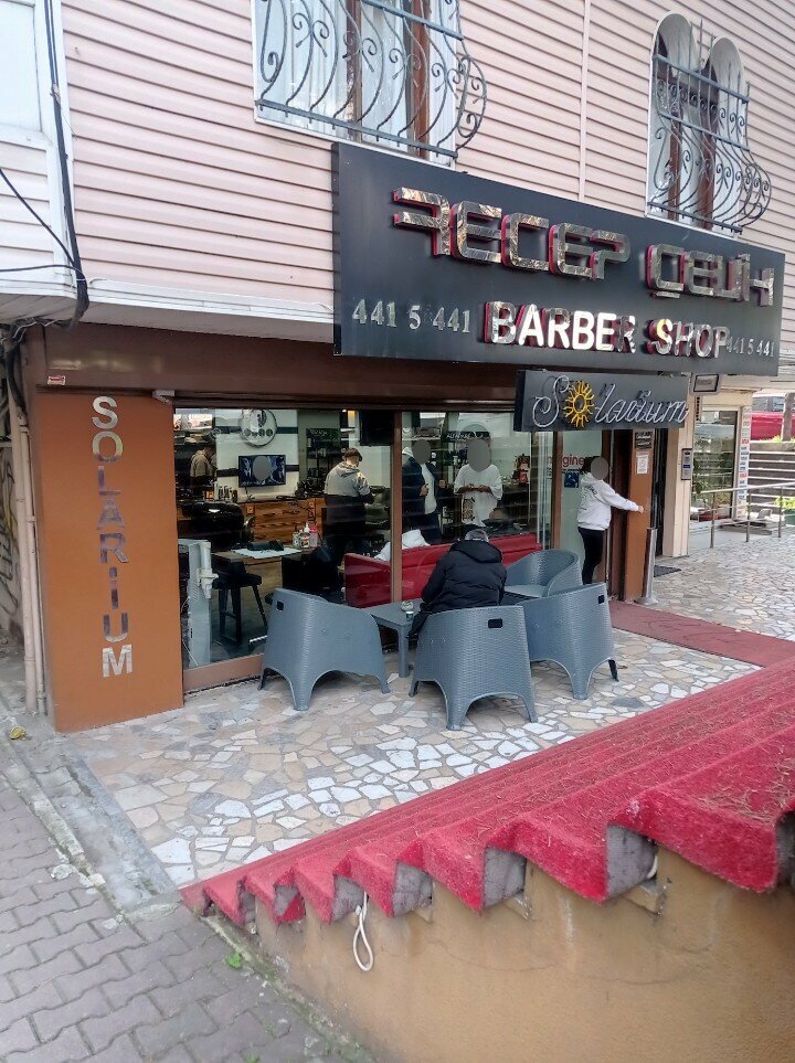Berberler Recep Çevik Barber Shop, İstanbul, foto