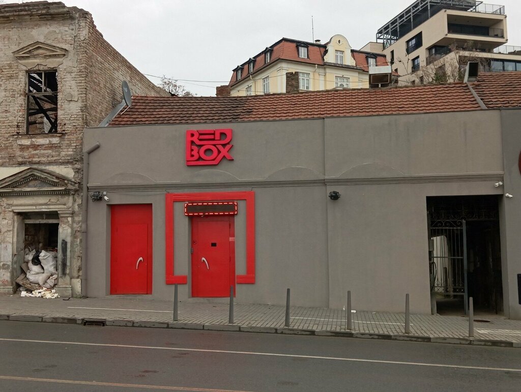 Gece kulüpleri Red box Club, Belgrad, foto