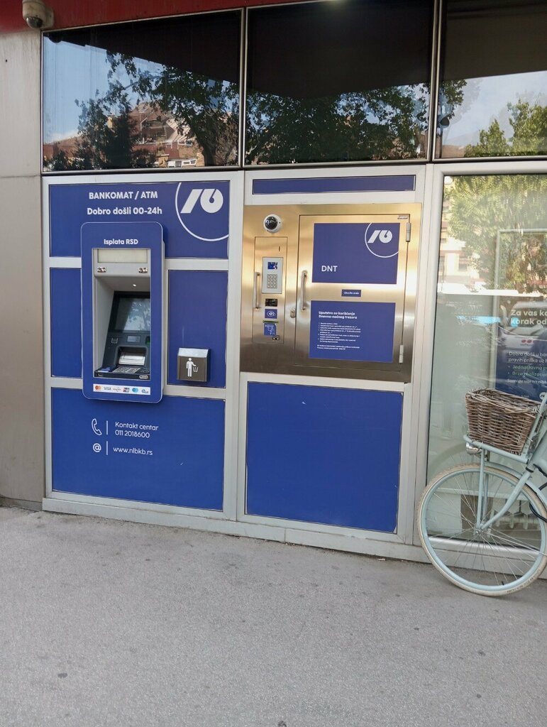 ATM'ler Nlb Komercijalna banka, Novi Sad, foto