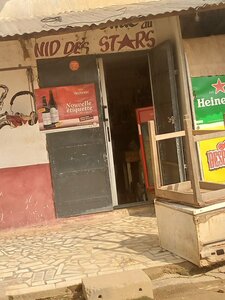 Nest of Stars (Rue B59 No:63, Treichville), kafe  Abican'dan