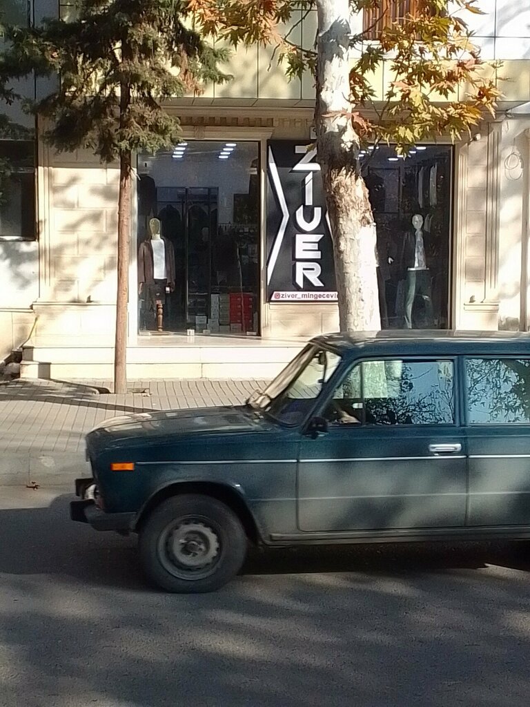 Giyim mağazası Zver, Mingeçevir, foto