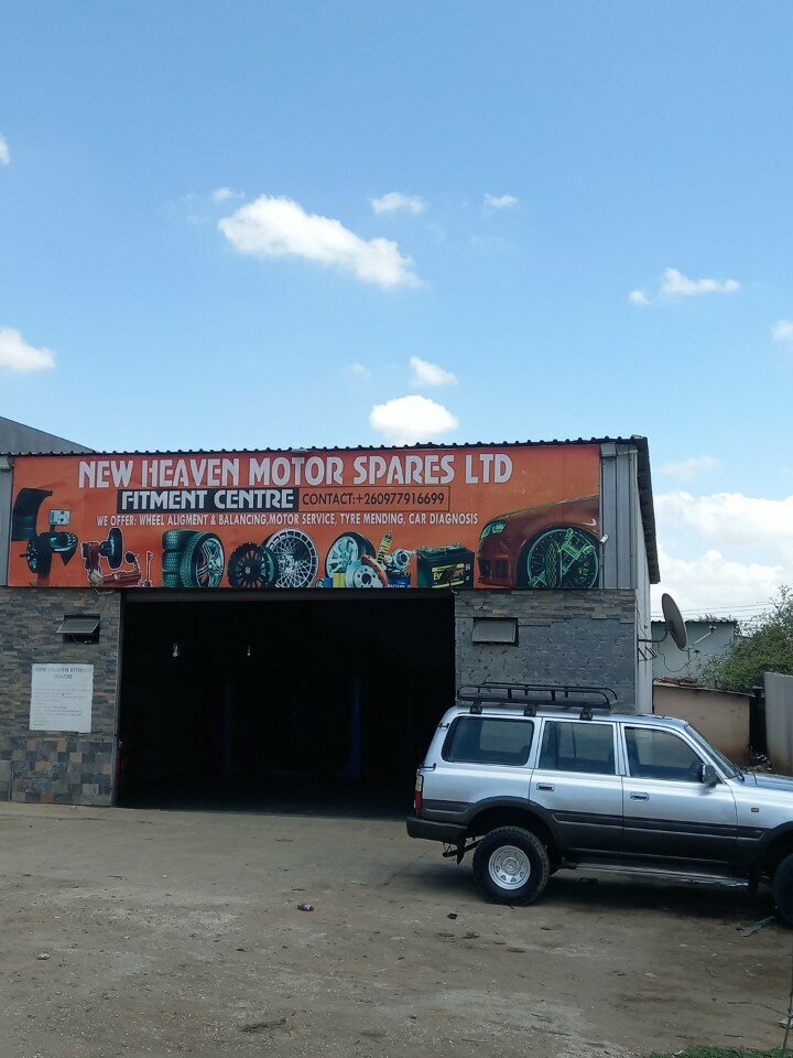 Jant ve lastikçiler New Heaven Motor Spare Ltd, Lusaka, foto