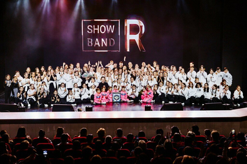 Dans okulları Show Band R, Cheboksary, foto