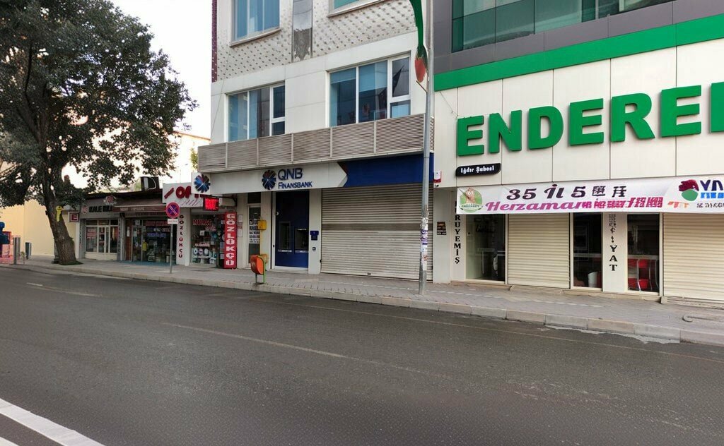 Banka QNB Iğdır Şubesi, Iğdır, foto
