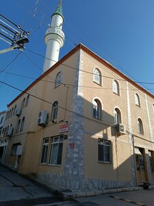 Maltepe Cami (İzmir, Çiğli, Maltepe Mah., 8096 Sok., 17), cami  İzmir'den