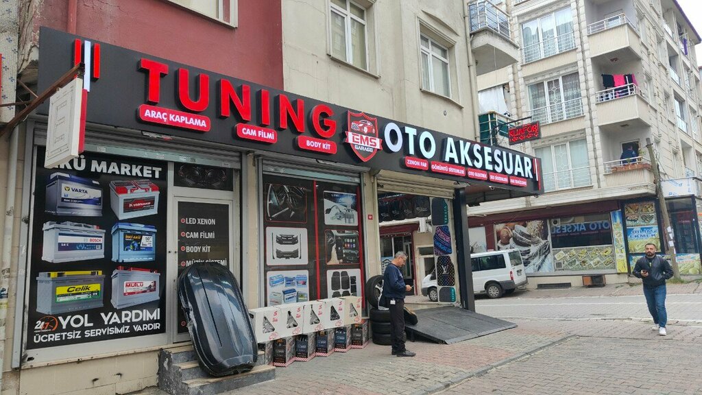 Oto aksesuarları EMS Tuning Oto, İstanbul, foto