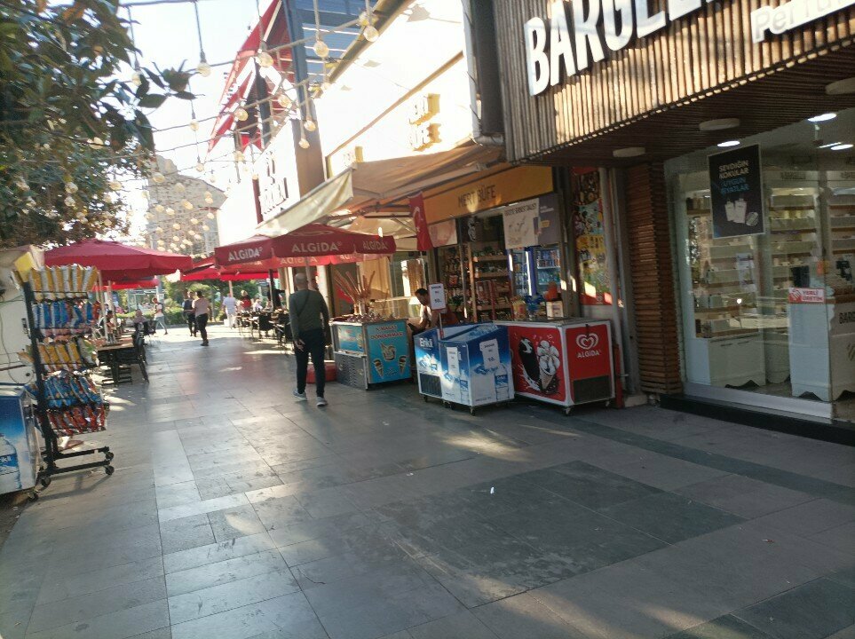Market Mert Büfe, Antalya, foto