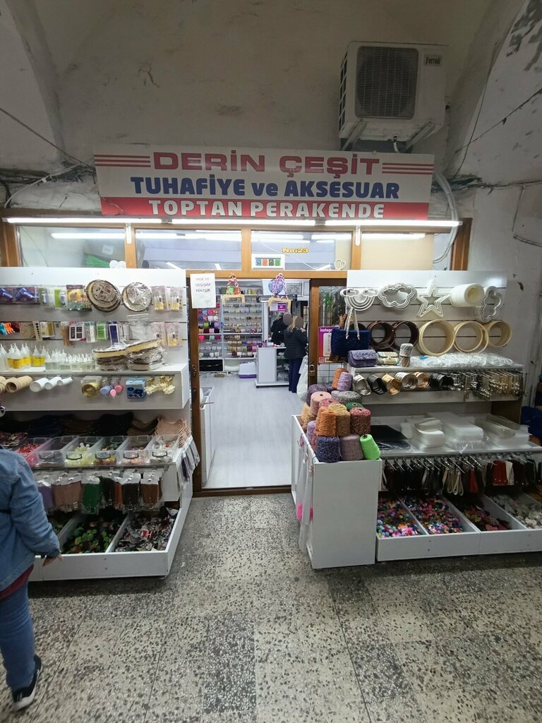 Tuhafiyeler Derin Çeşit Tuhafiye, İstanbul, foto