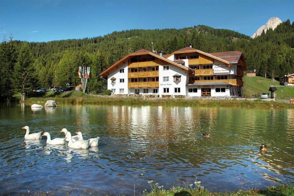 Otel Wellness Hotel Lupo Bianco, Dünya, foto