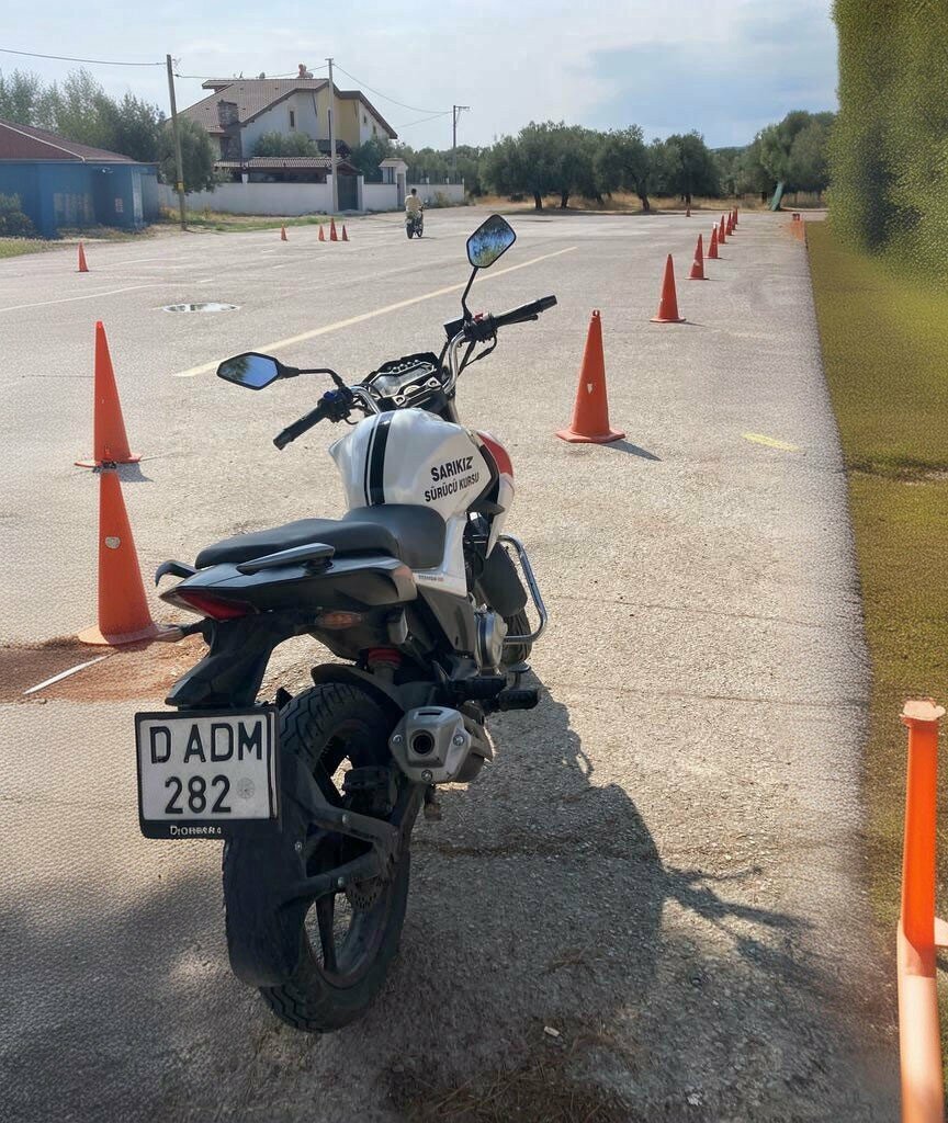i̇ş merkezi Sarıkız Sürücü Kursu, Edremit, foto
