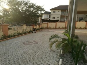 Villa Nuee (Abuja Capital Territory, Yellow Line, Abuja Metro), otel  Abuja'dan