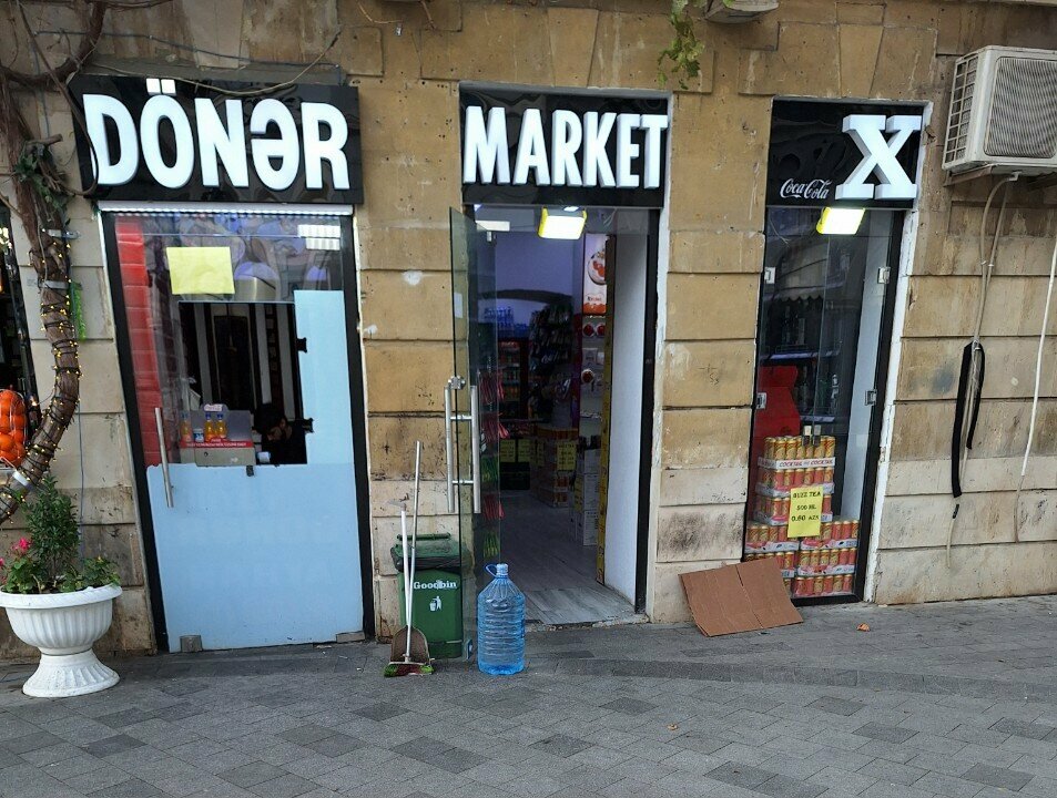 Market X Market, Bakü, foto