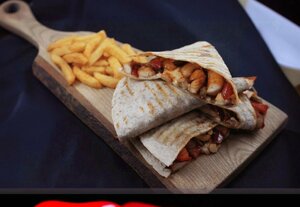 Munchies Sokak Lezzetleri (Aydın, Kuşadası, Alacamescit Mah., Barlar Sok., 22), restoran  Kuşadası'ndan
