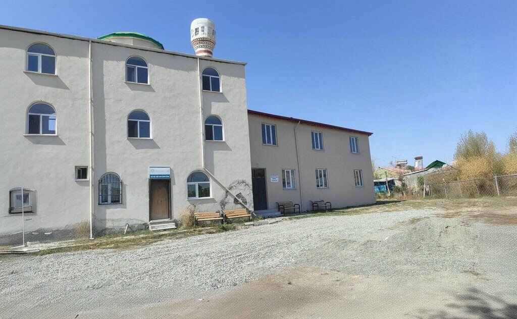 Cami Emir Aydın Cami, Tuzluca, foto